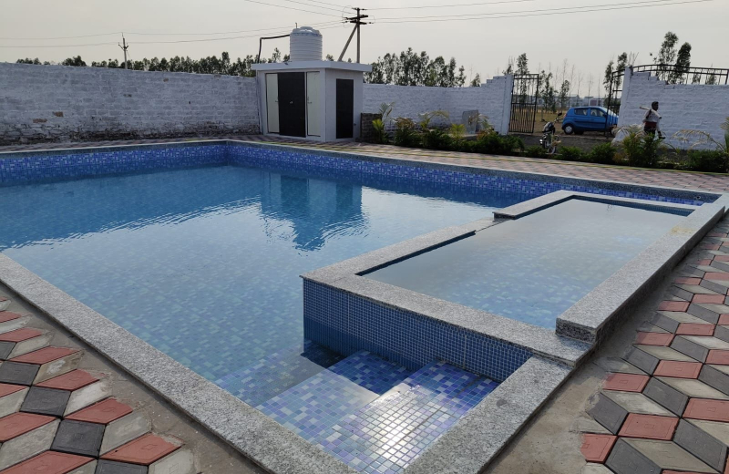 New Farmhouse With Private Pool And Spacious Rooms